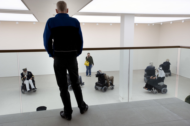 Artist feel it first_patriarchal power & senility by Sun Yuan et Peng ...